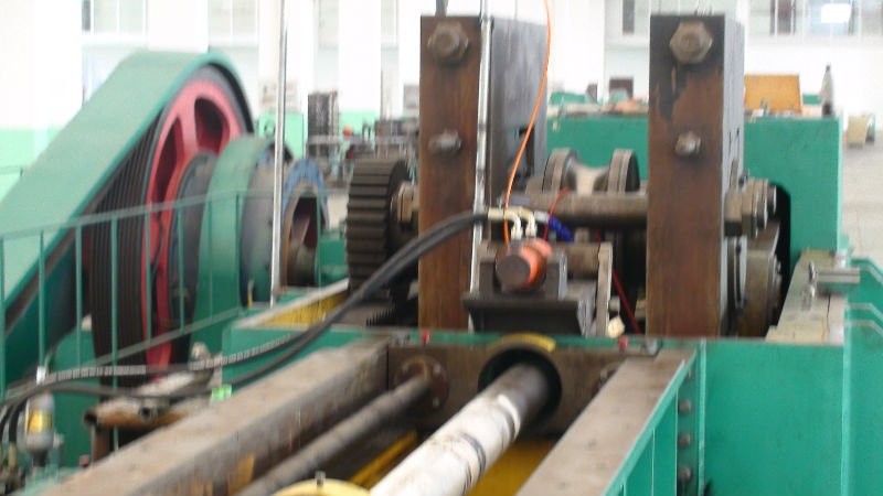 5 Roller Carbon Steel Cold Rolling Mill Mesin Untuk Membuat Seamless Tabung